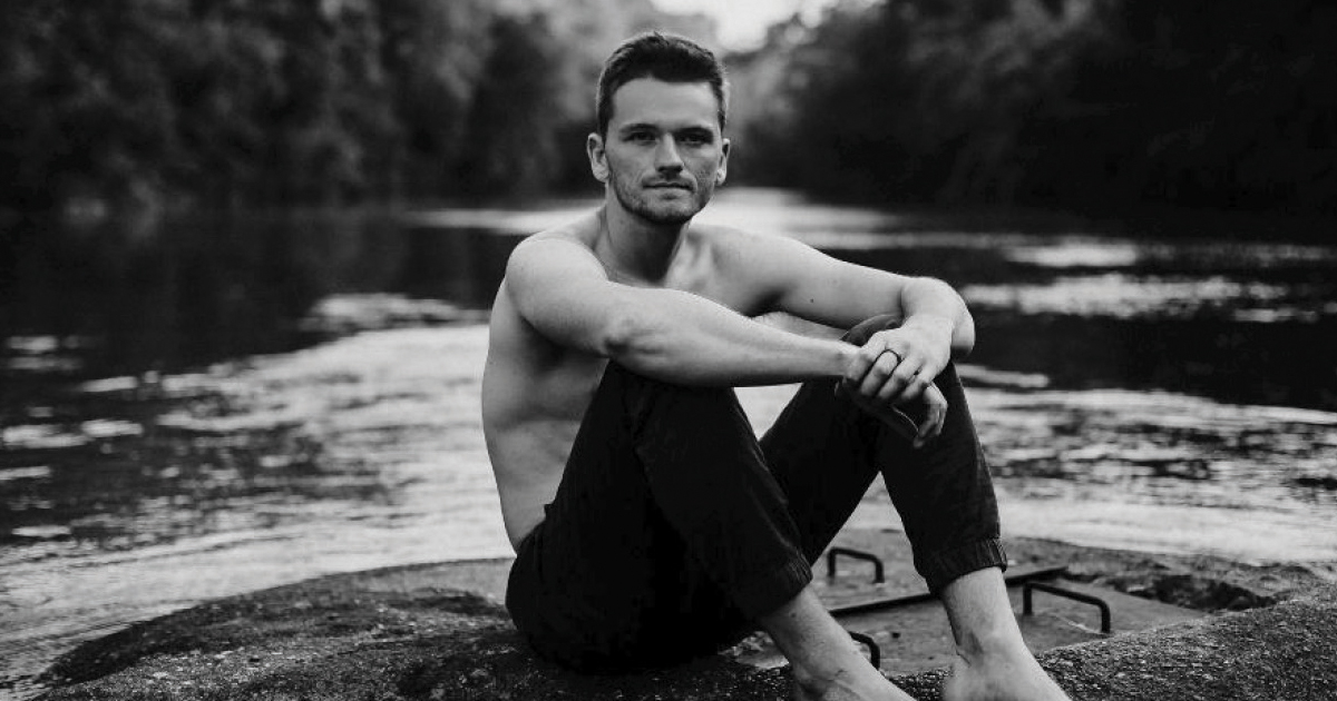 "You’re not weak to seek help." - Jed's Story - HeadsUpGuys