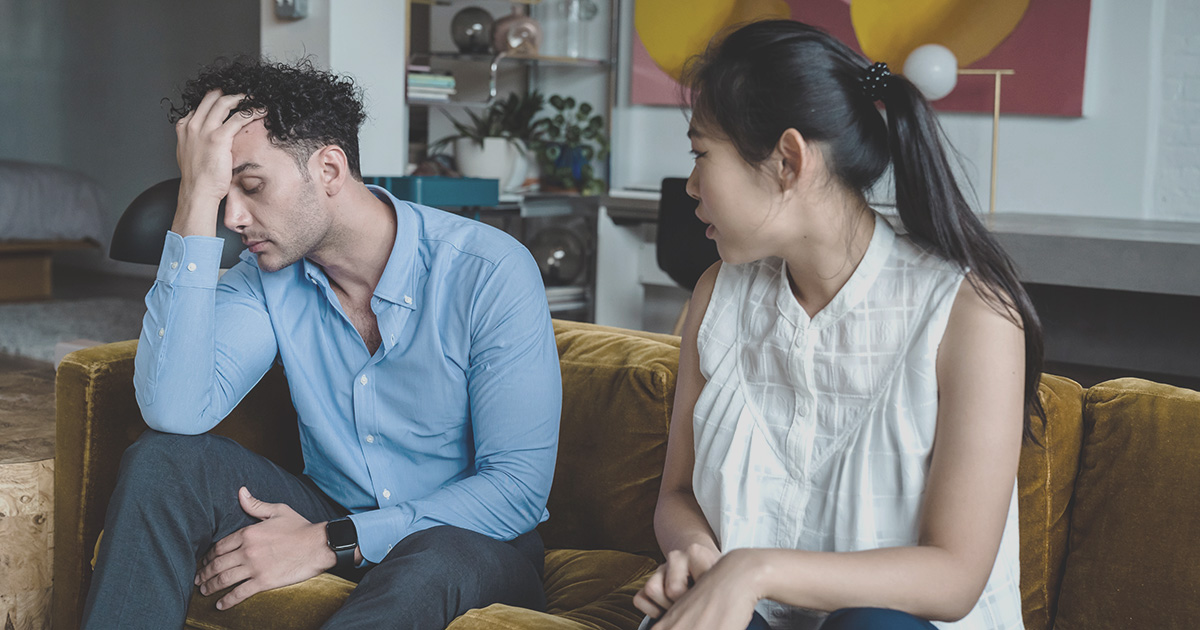 How To End A Relationship: Breaking Up In A Healthy Way - HeadsUpGuys